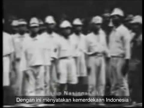 PEMBACAAN TEKS PROKLAMASI 17 AGUSTUS 1945 - YouTube