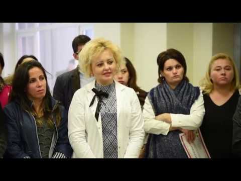 Perurohet busti i shkencetarit Betim Muco - YouTube