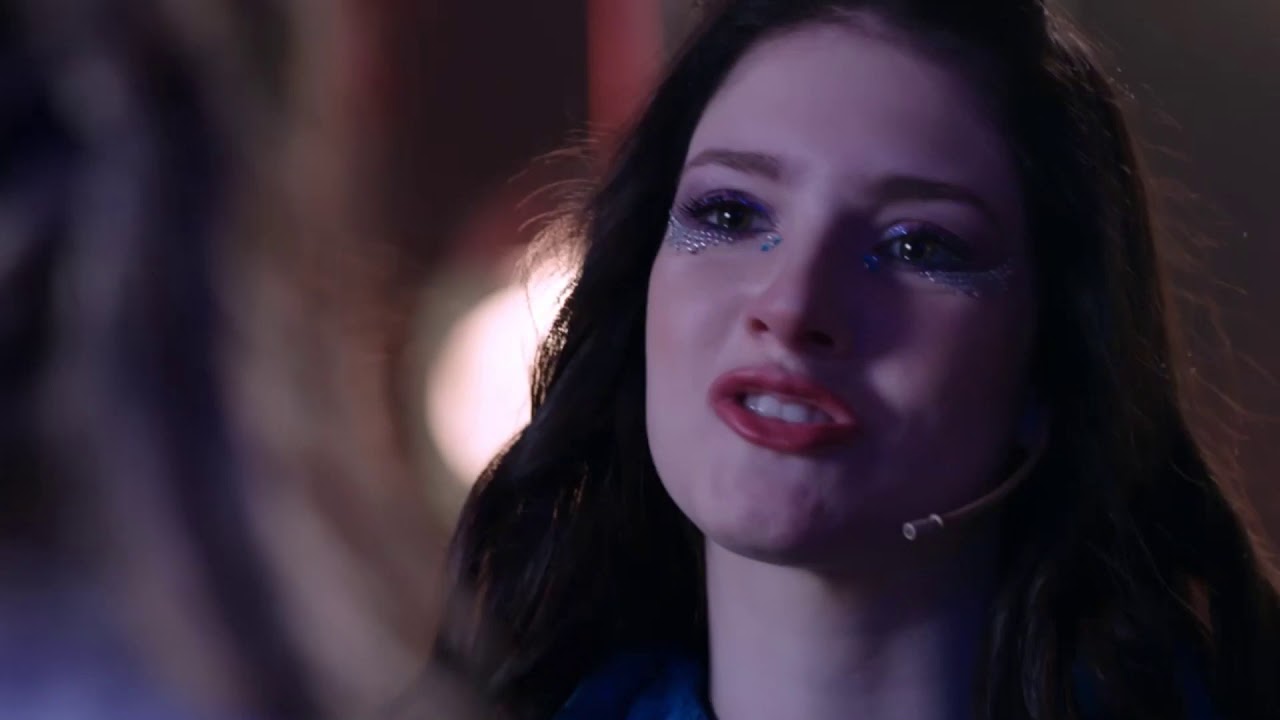 MIA SE ENTERA QUE RAMIRO ES SU PADRE | Go! Vive a tu manera - YouTube