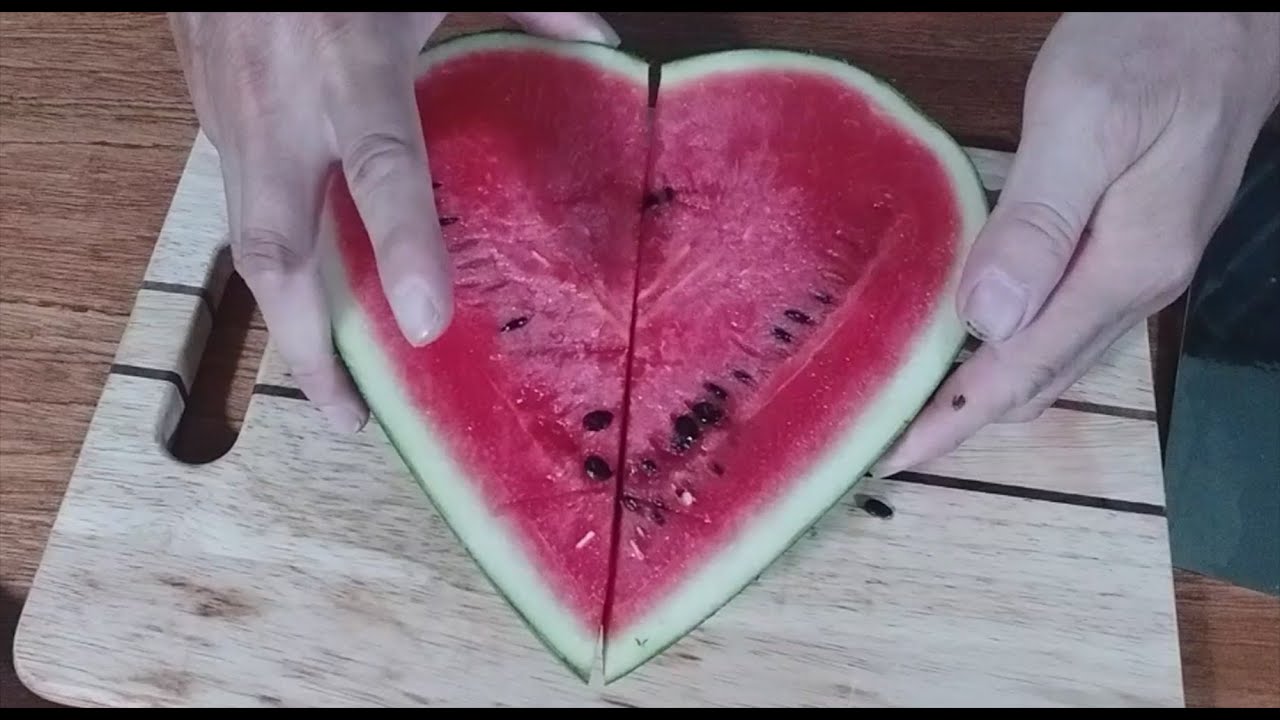 How To Cut Heart Shaped Watermelon Amazing Fruit Cutting Skill C t how-to-cut-heart-shaped-watermelon-amazing-fruit-cutting-skill-c-t