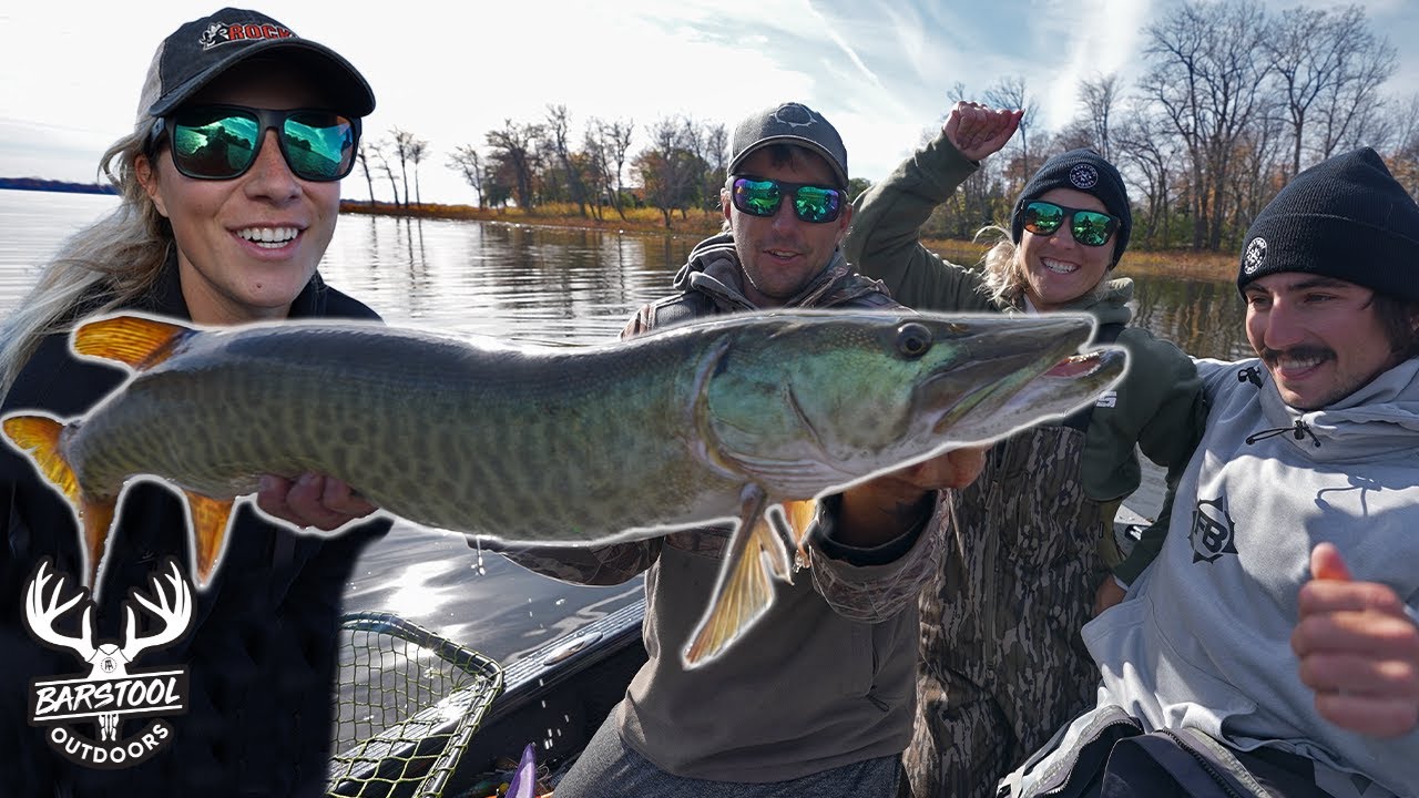 I Hooked The BIGGEST Musky of My Life! - YouTube