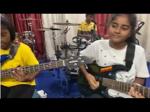 Banjo Raban Sadde (බැන්ජෝ රබන් සද්දේ) Shinee Flash | ෂයිනී ෆ්ලෑෂ් - YouTube