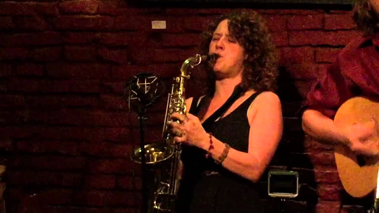 Handmade Moments - Ain't no sunshine - YouTube