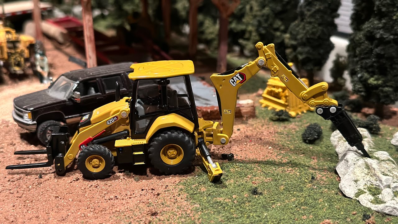 1:64 DieCast Masters Cat 420XE Backhoe! - YouTube