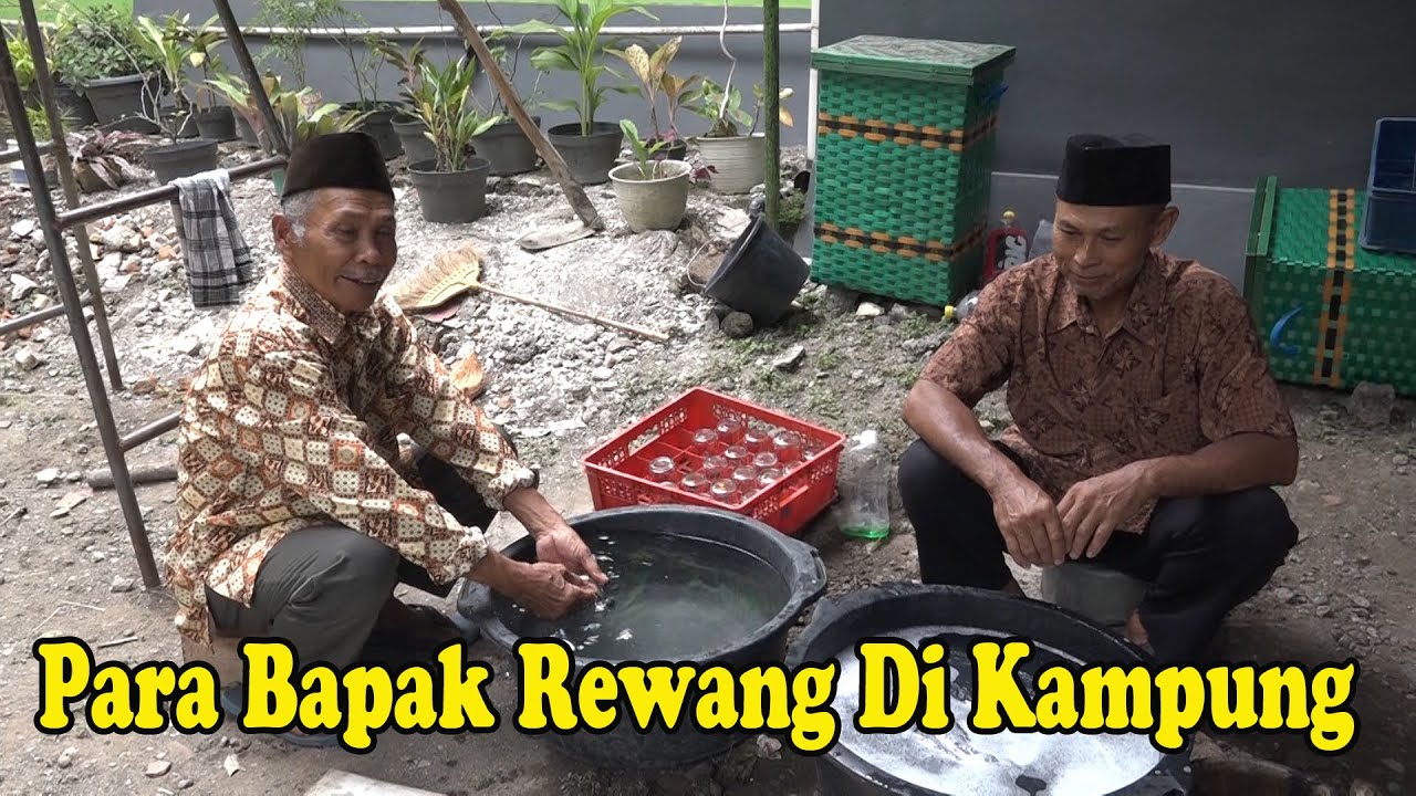 Para Bapak Selalu Tidak Ketinggalan Rewang Di Kampung - YouTube