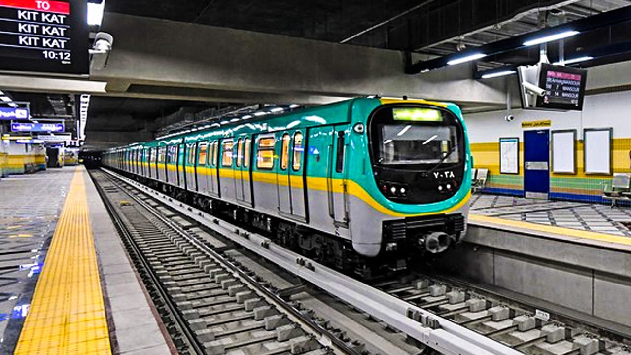 Hyundai Rotem train Cairo Underground Line 3 - YouTube