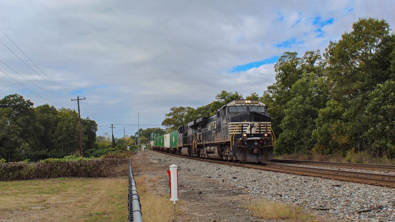 Ns 204,with horn show - YouTube