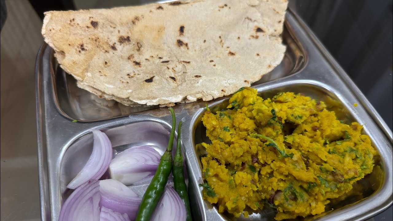 Basen ki sabji aur javari ki roti | गांव का स्वाद, हेल्दी अंदाज़ – बेसन ...