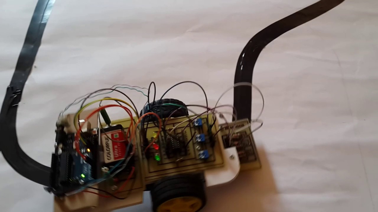 The following line robot الروبوت المتتبع للخط الأسود باستخدام ال ...