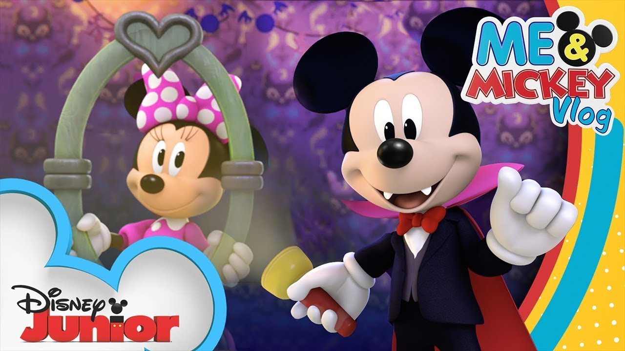 Halloween Party House Tour | 🎃 Pumpkin Pals Dance w/ Minnie | Me & Mickey | Vlog 17 | @disneyjr ...