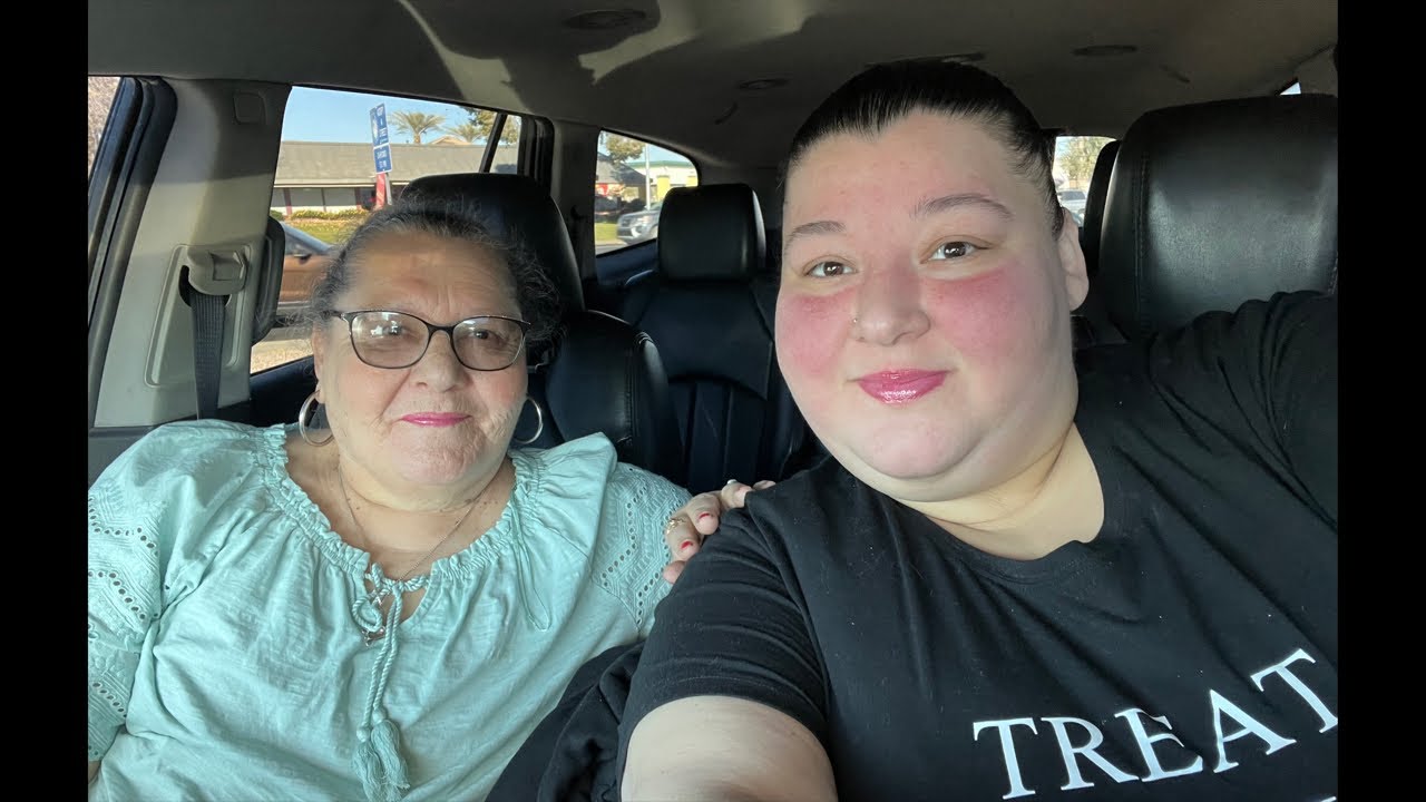 Let’s go shopping 🛍️ & Starbies Run - YouTube