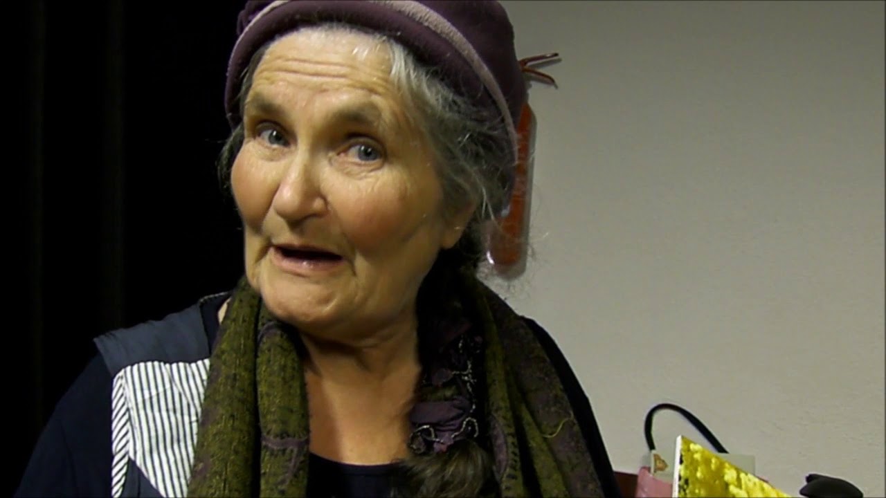 Interview vidéo Monique Roussel vivre la poésie Salon du Livre de ...