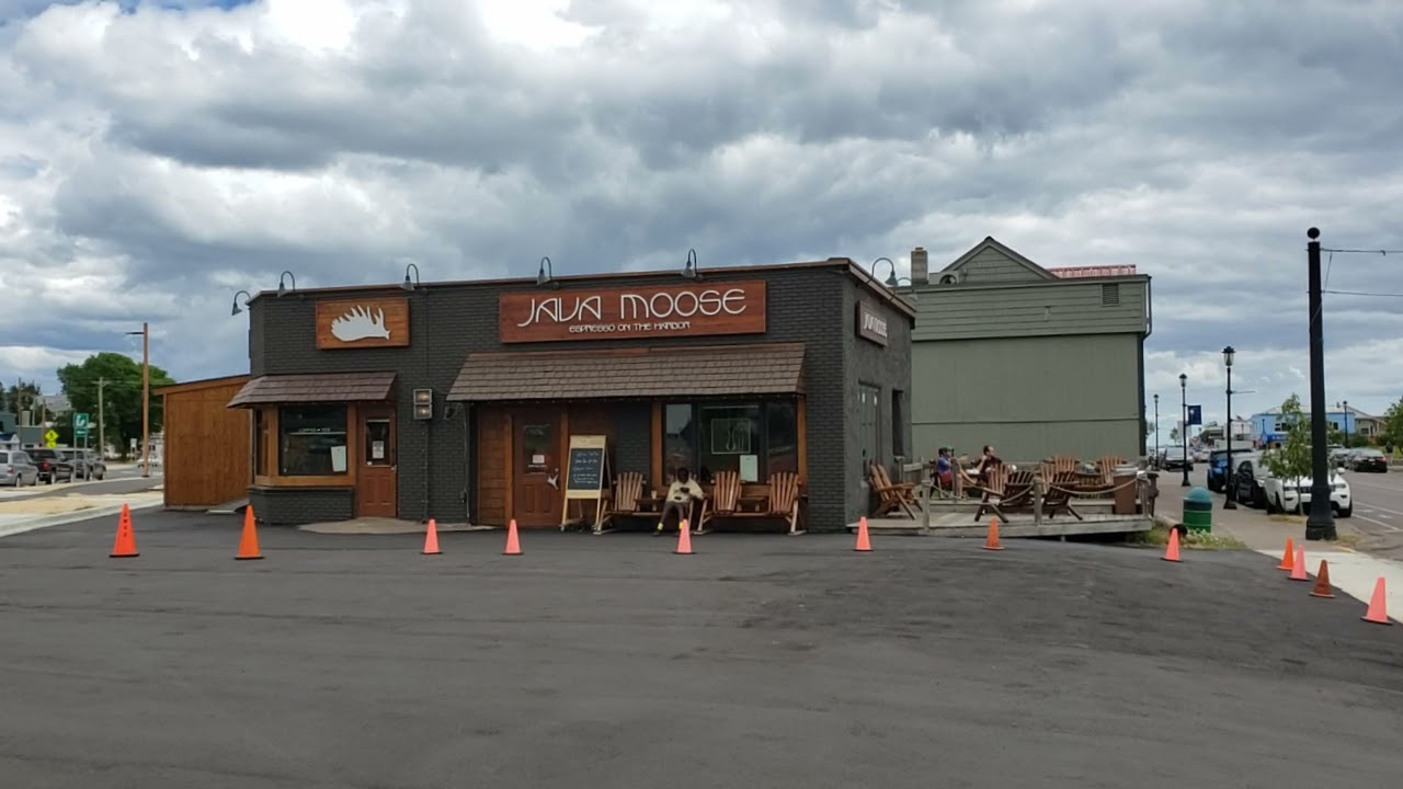 Java Moose Grand Marais, Mn. - YouTube