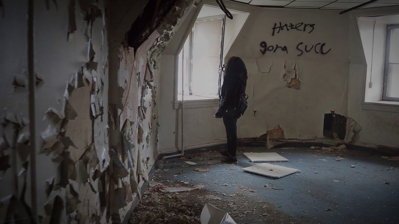 Abandoned 📍HAUNTED?📍Part 1 of Gundry Asylum / Sanatorium Revisited 4K ...