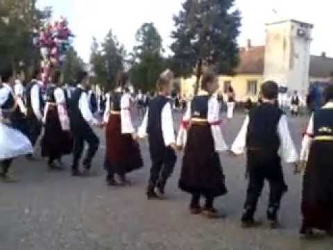 Boj Na Dublju - Kolo na centru Dublja