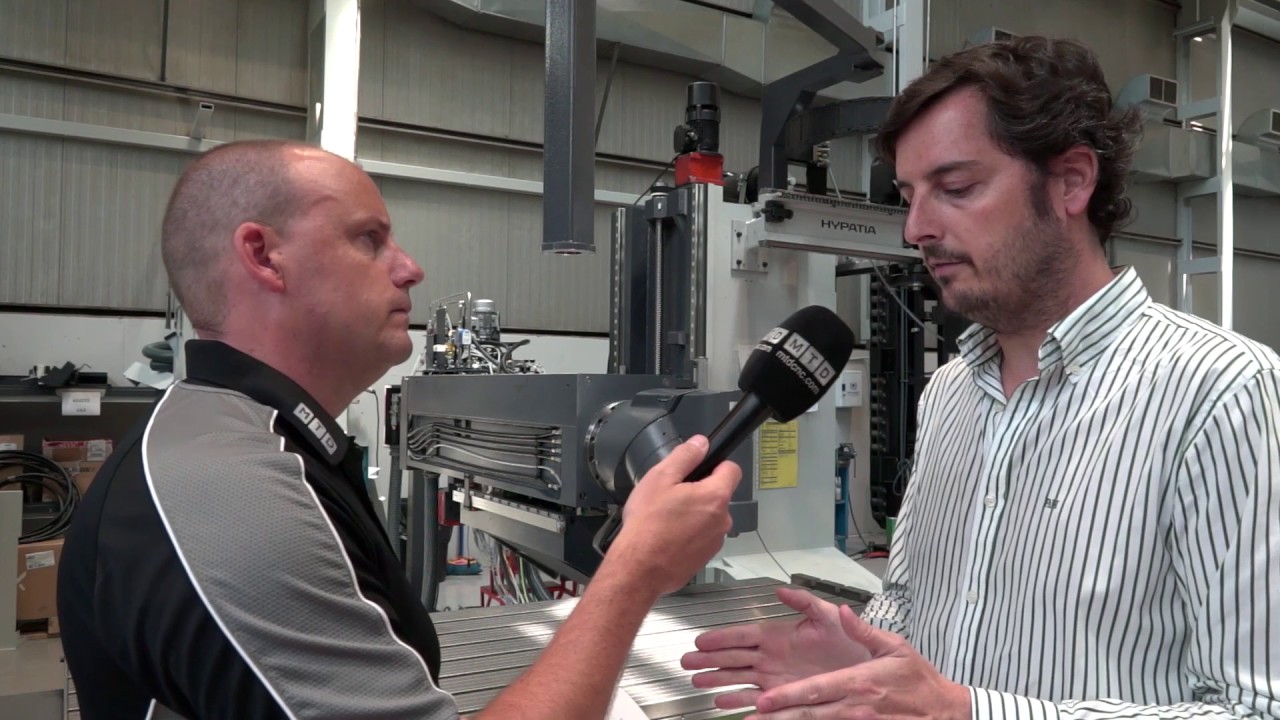 Havier talks about the build of the Correa Experta CNC milling machine ...