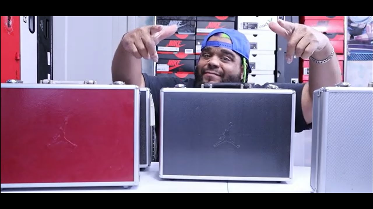 DETAILED review of the Jordan 17 OG black ( with suitcase ) - YouTube