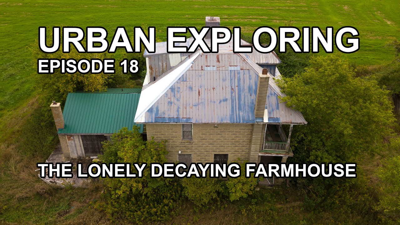 The lonely DECAYING farmhouse | Abandoned 10+ YEARS! | Crazy paint ...