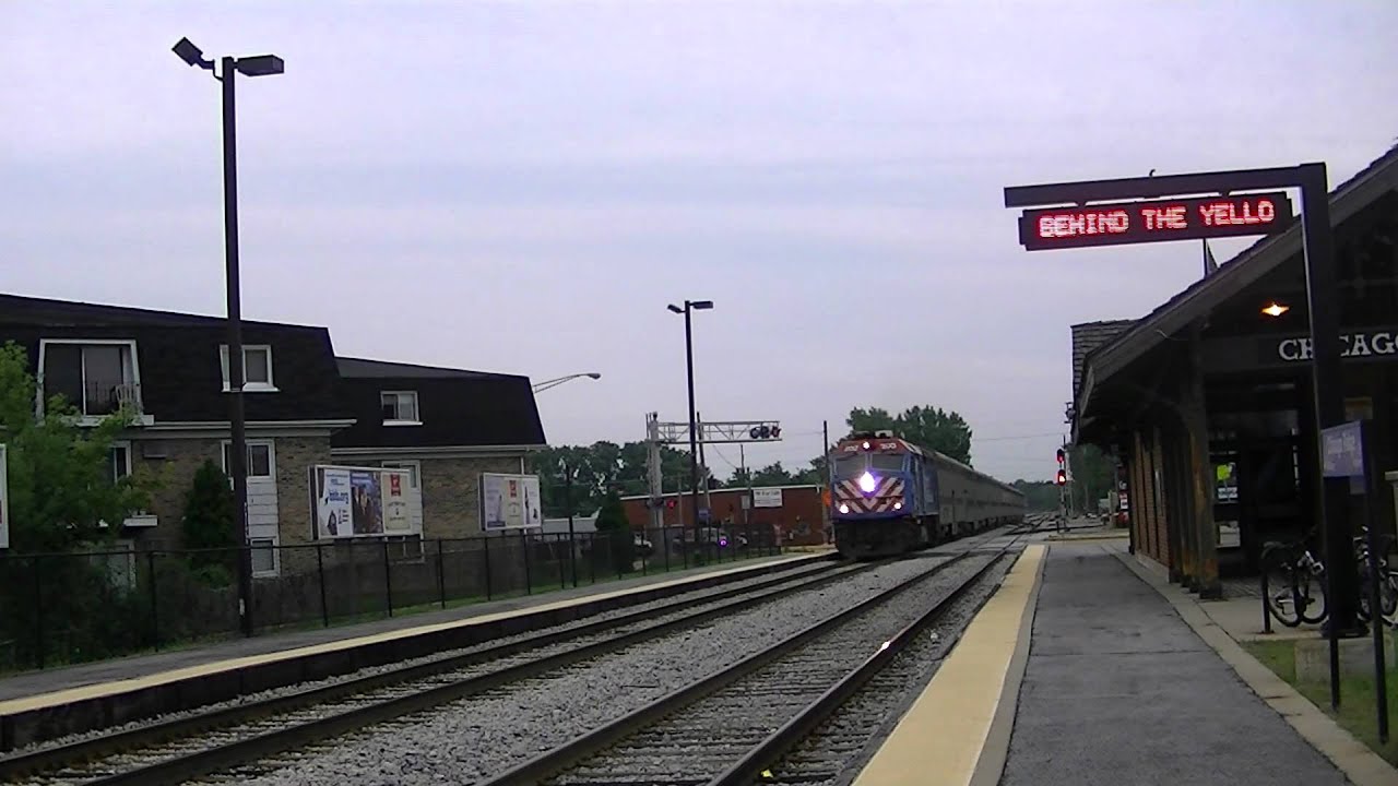 Metra 200 West - Chicago Ridge, IL - YouTube