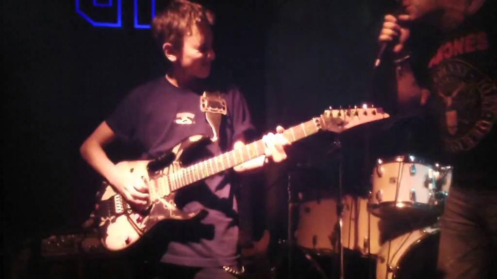 Toto Gypsy Train Cover by Efe Eroglu (Live Gig) - YouTube