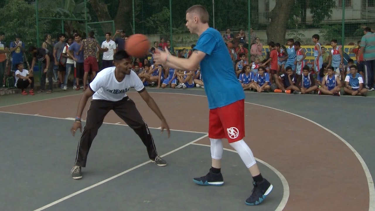 The Professor 1v1 vs Feisty India Pro Player.. Game gets physical, NBA ...