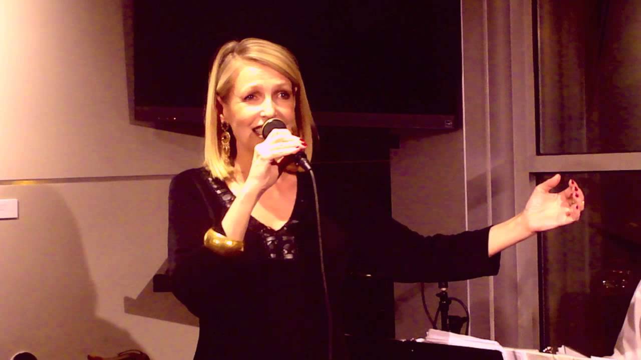 Kate Draper Live in the f spot part 2 - YouTube