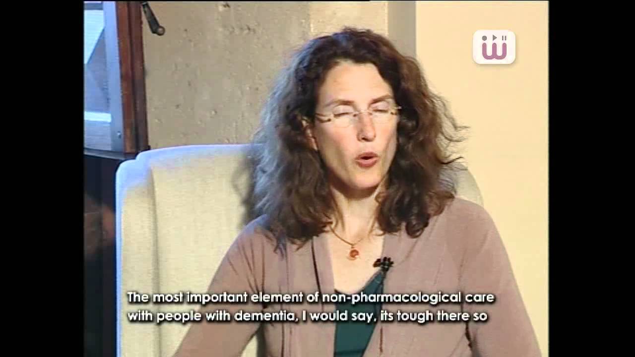 Anne Basting [EN] - YouTube