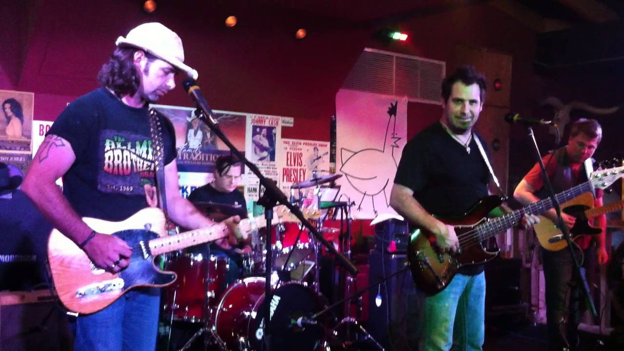 Mike French "Outlaw Woman" - YouTube