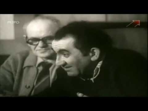 Tigran Petrosian playing blitz and trolling Vaganian, Karpov laughing (1974) (English subtitle)