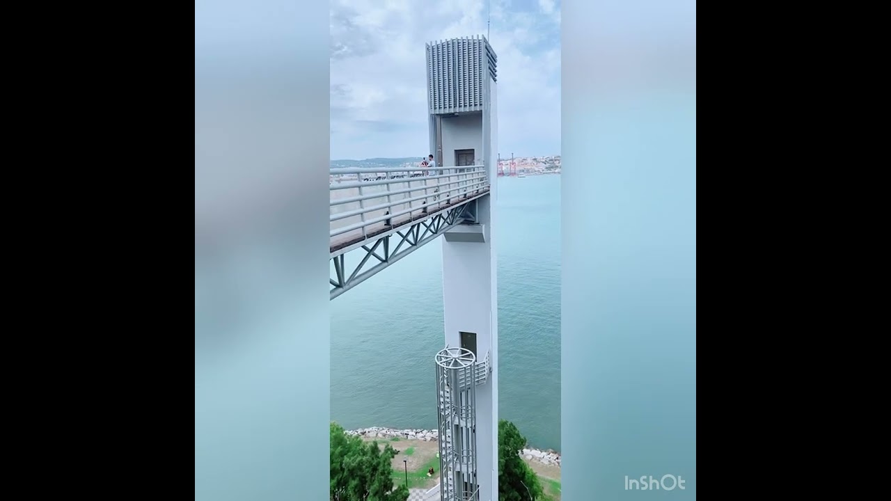 Elevador Panorâmico da Boca do Vento - YouTube