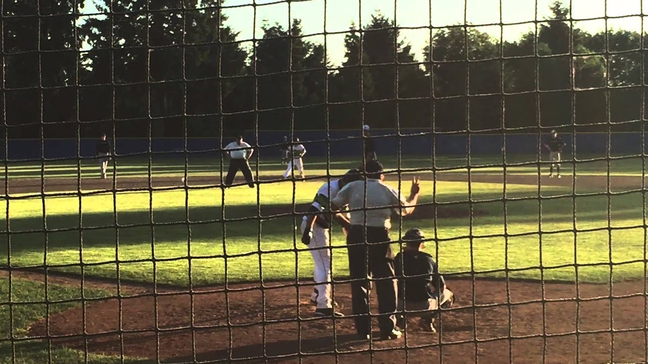 Tyler Milton pitching against D1 recruit Kenyon Yovan. - YouTube