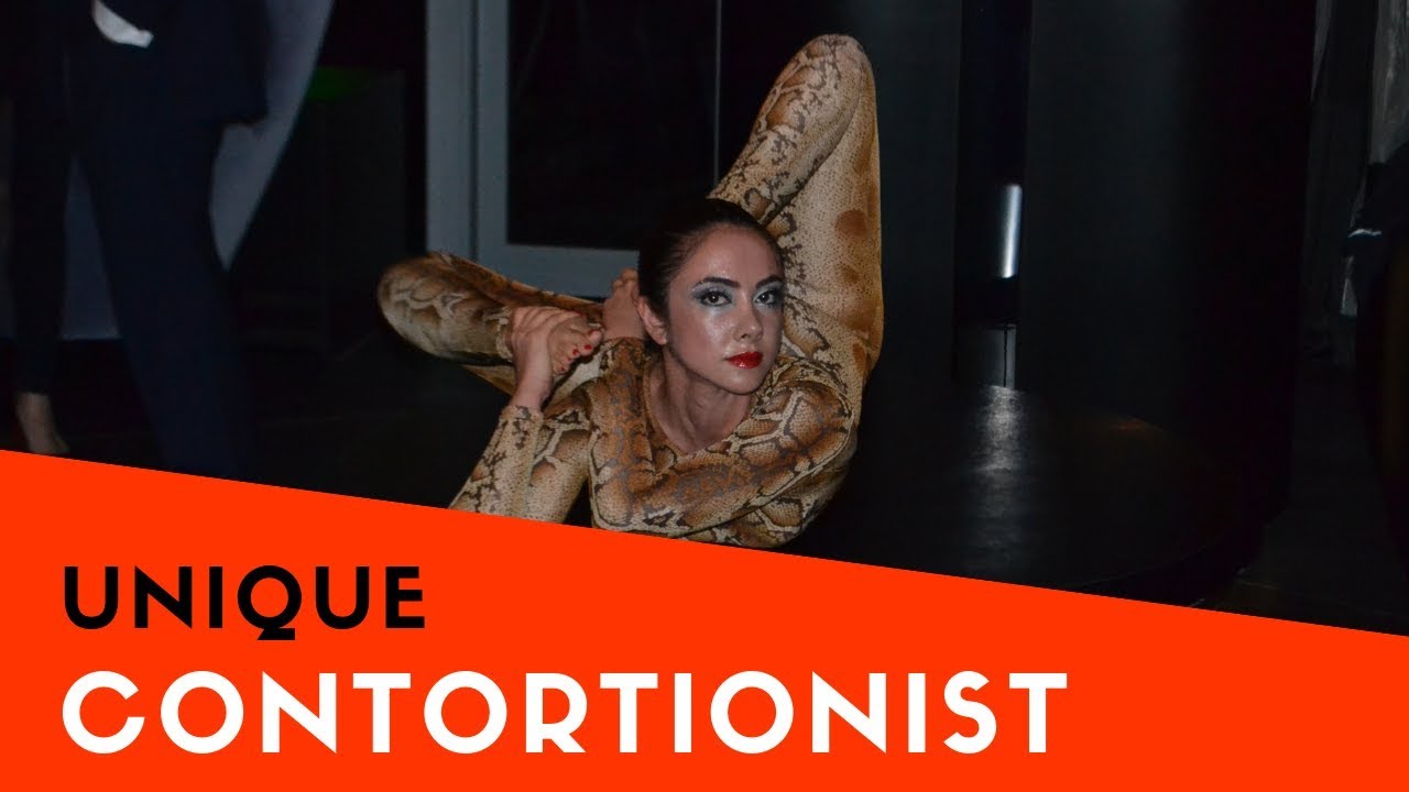 Contortionist Artist in Dubai - YouTube