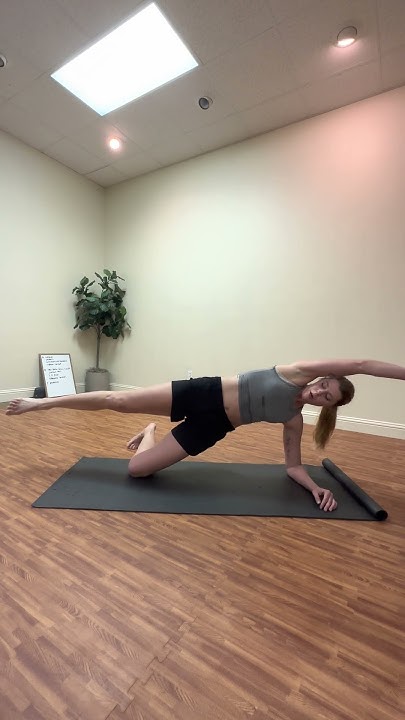 Side Plank Knee Drives - YouTube