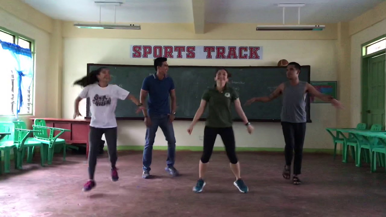 Keep On Moving (Dance Cover) - YouTube