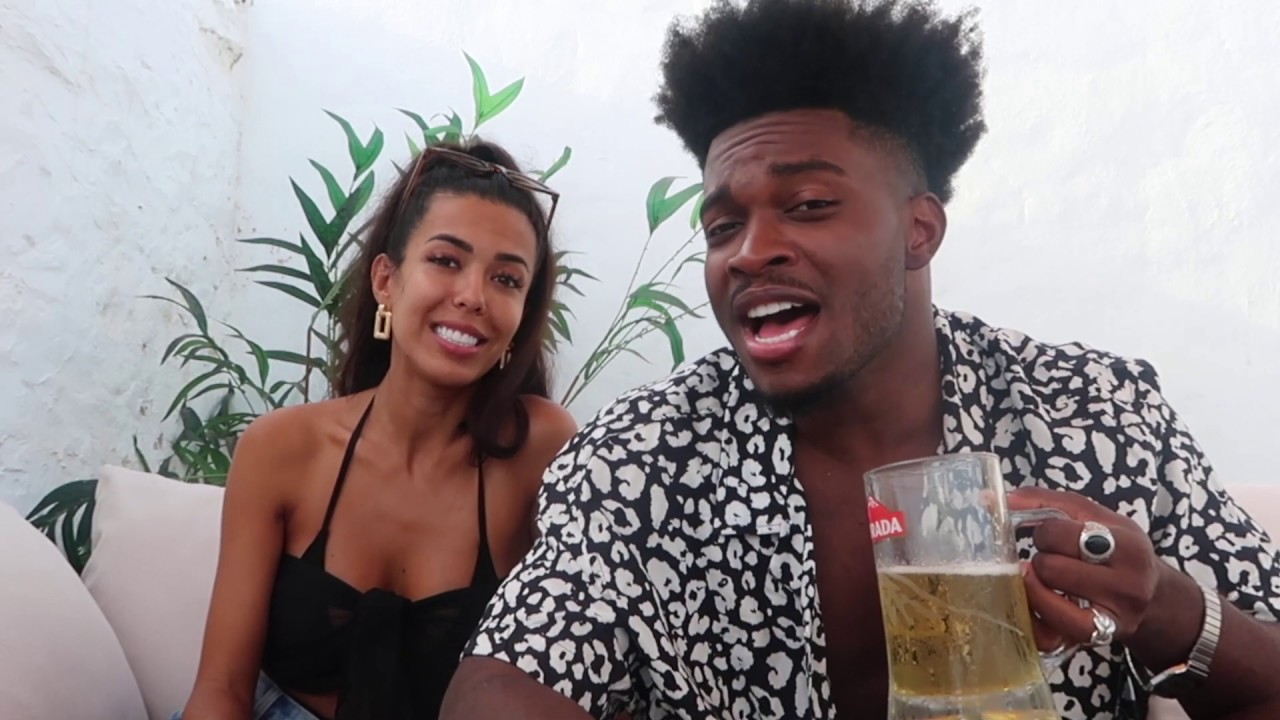 LoveStory: 1 HISTORIA DE AMOR, 2 VERSIONES - YouTube