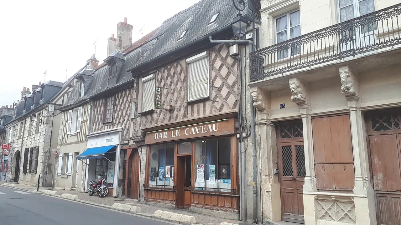 BOURGES - centre historique médiéval - YouTube