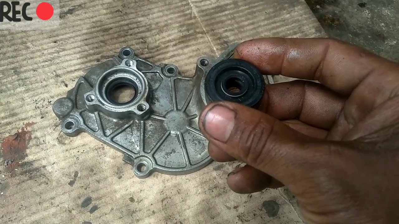 penyebab dan solusi motor seon# oli bercampur dngn air Radiator - YouTube