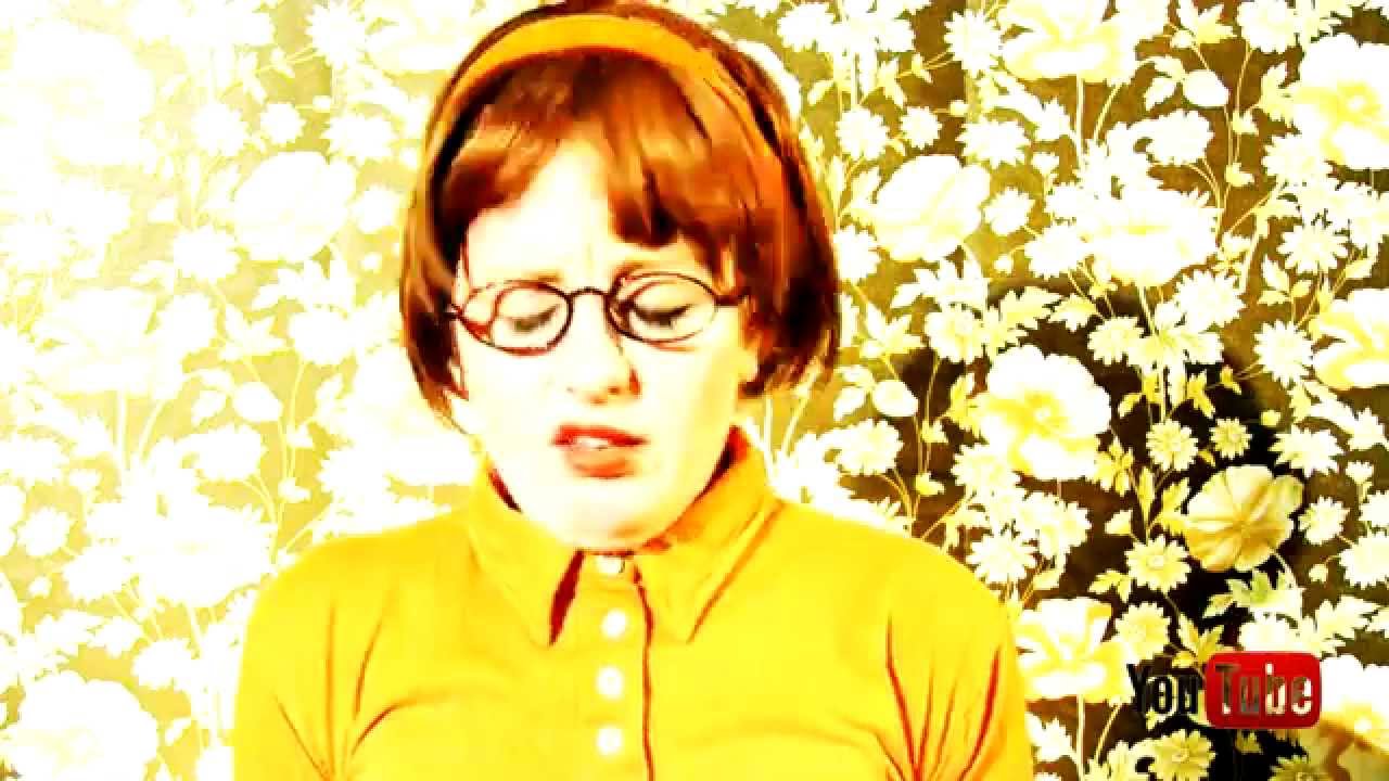 Leo & Lena: maak kennis met Valeria - YouTube