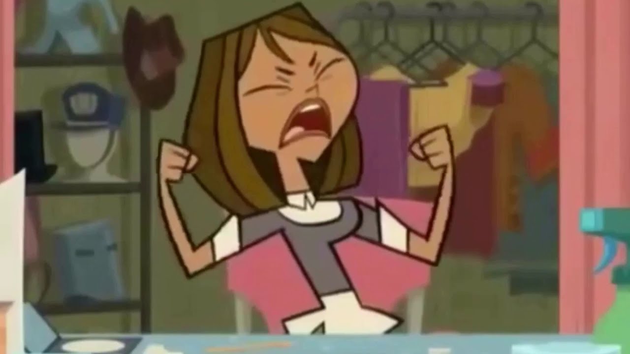 Welcome back to Courtney screaming - YouTube