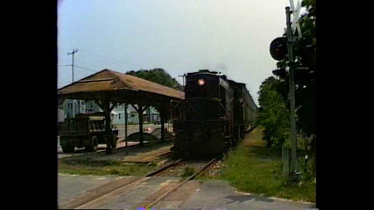 Bay Colony Railroad - Cape Cod Line - 1052 Alco S2 Trash Train 7/6/94 ...