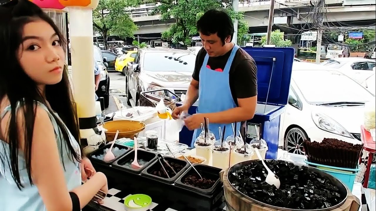 EXTREME Thai Street Food Tour in Bangkok, Thailand 2018 - Best Street ...