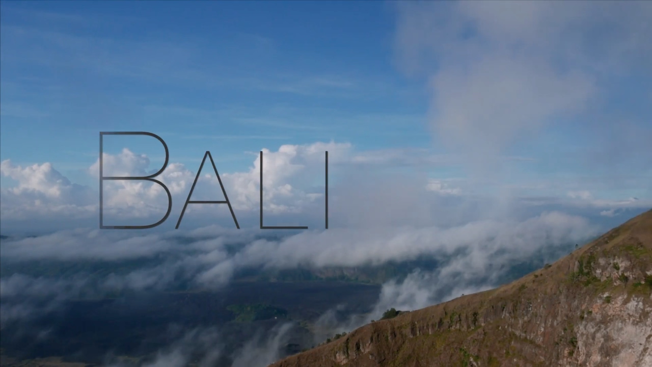 #7 Bali | FOX reiziger Ilya in Indonesië - YouTube
