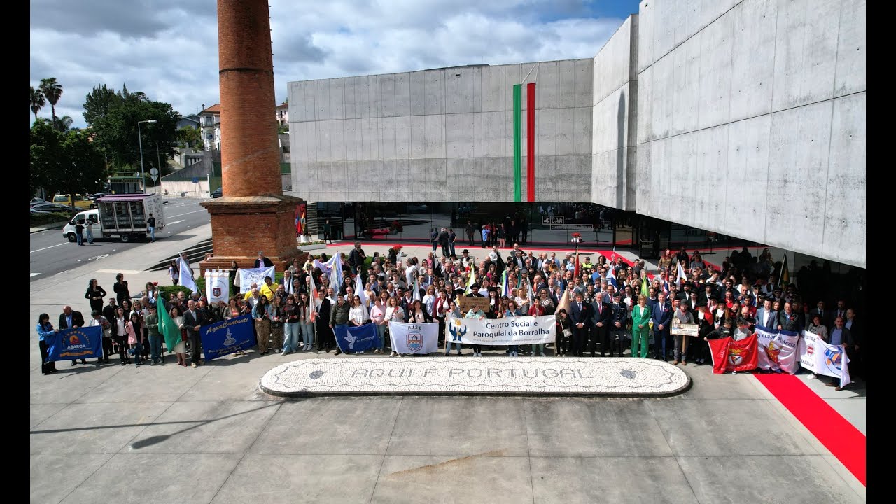 Águeda celebra os 51 anos do 25 de Abril com homenagem emotiva à ...