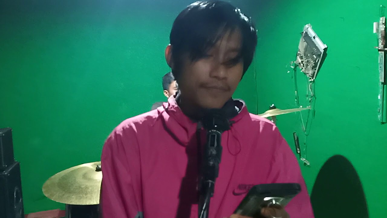 Daun puspa cover(SUNTHREE)jampang - YouTube