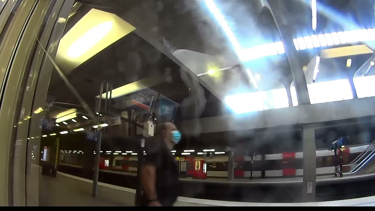 RER B de la Gare de Paris Nord à Roissy-Charles de Gaulle terminaux 1 ...