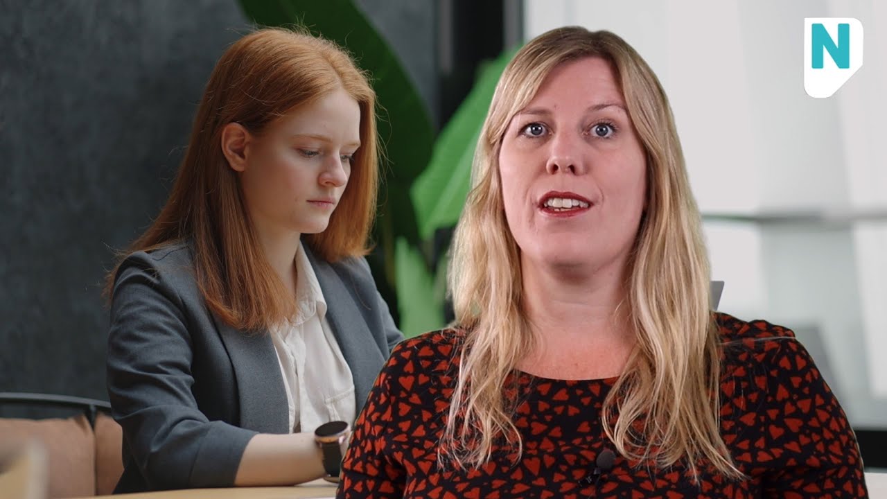 Jessica weet raad: wat doet de notaris? - YouTube