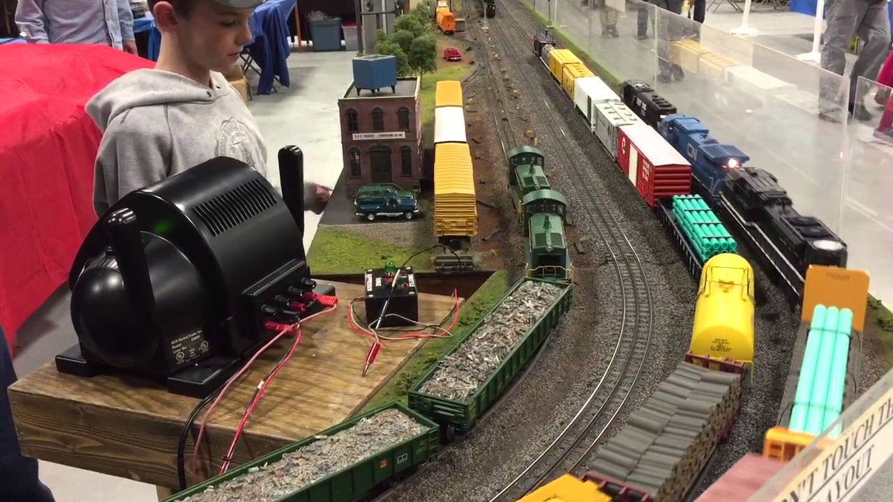 Edison Train Show, March 2016 - YouTube