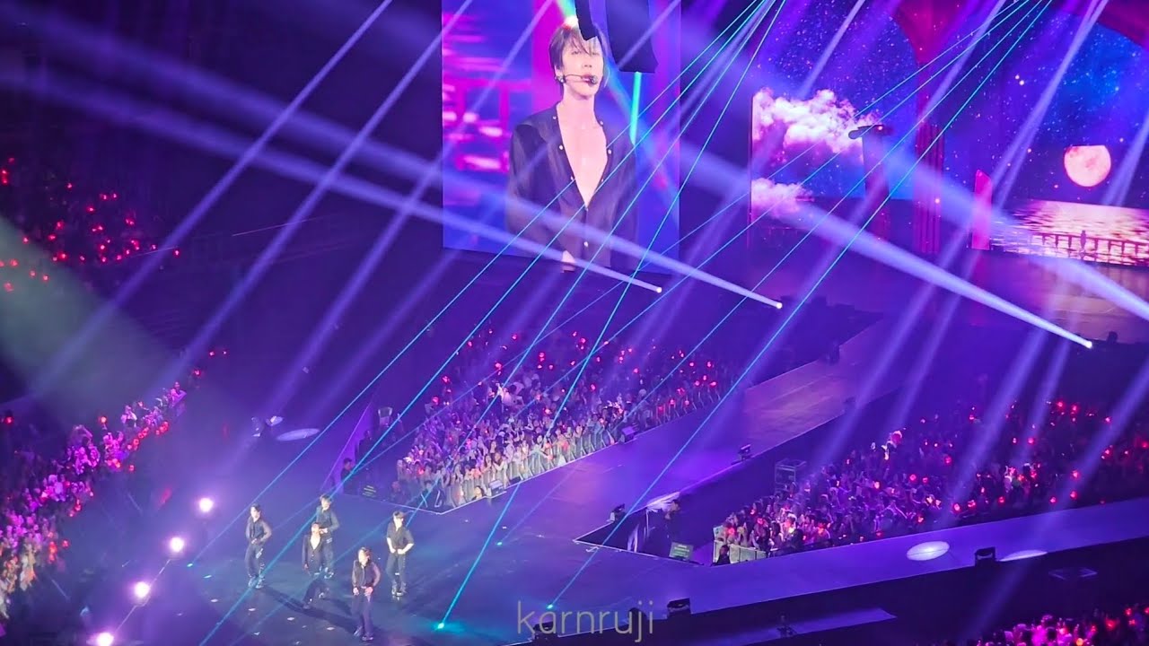 Nectar - WayV [WayV ON THE Way in Bangkok 2024] 241102 - YouTube