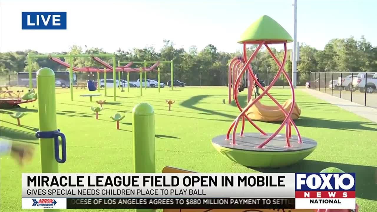 Miracle League Field opens in Mobile - YouTube