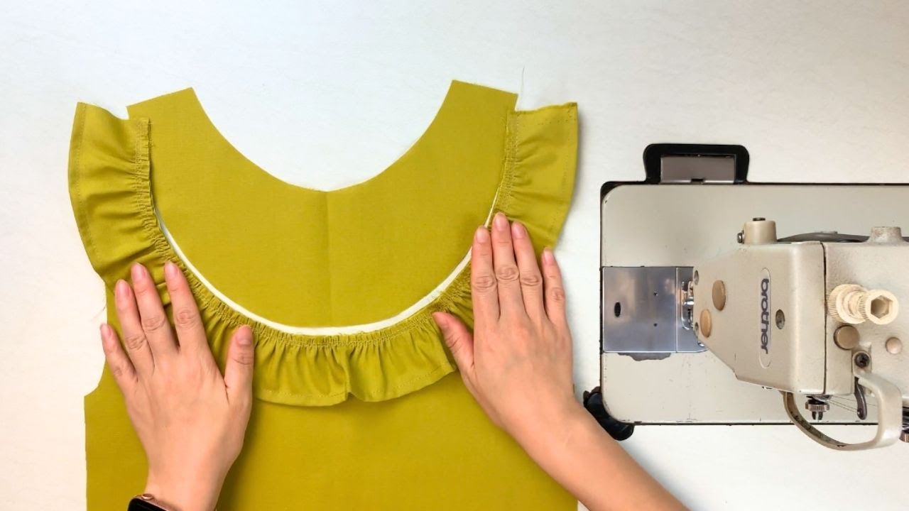 Sewing a Beautiful Neck Design | DIY Furls | Quick and Easy🧵 - YouTube